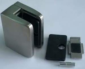 Glass Balustrade Clamps: Securing Panels the Elite Way | Elite Glass ...