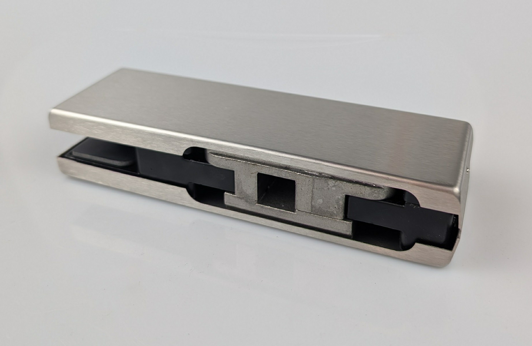 Premium Frameless Glass Patch Fittings for Commercial Use | Elite Glass ...